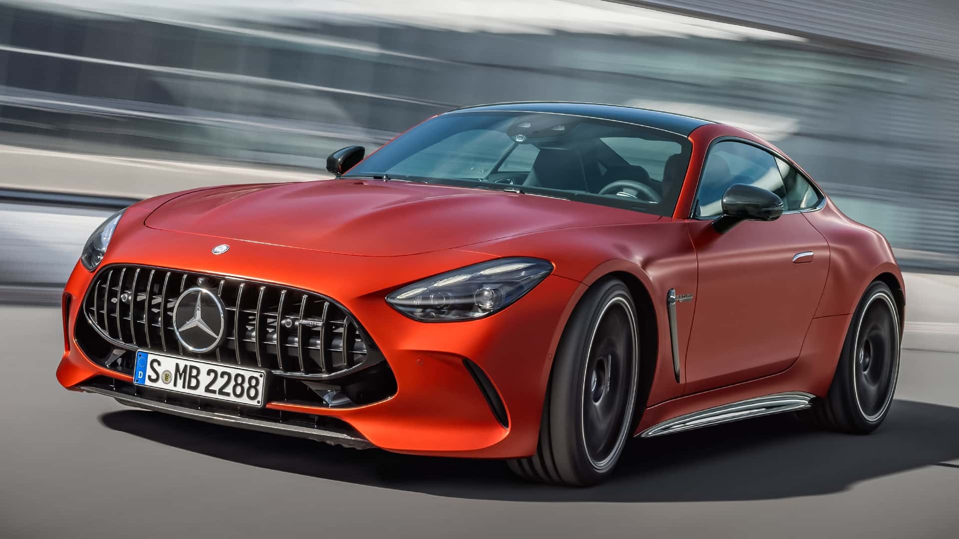 Mercedes lanzó su nueva coupé deportiva hibrida | Cars